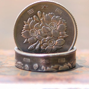 100 Yen Coin Ring, Japanese Coin Ring, Japanese Coins, 100 Yen, Anime ...