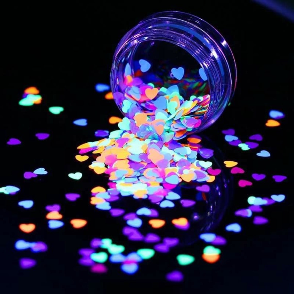 3D Heart Glow in the Dark Design - Etsy