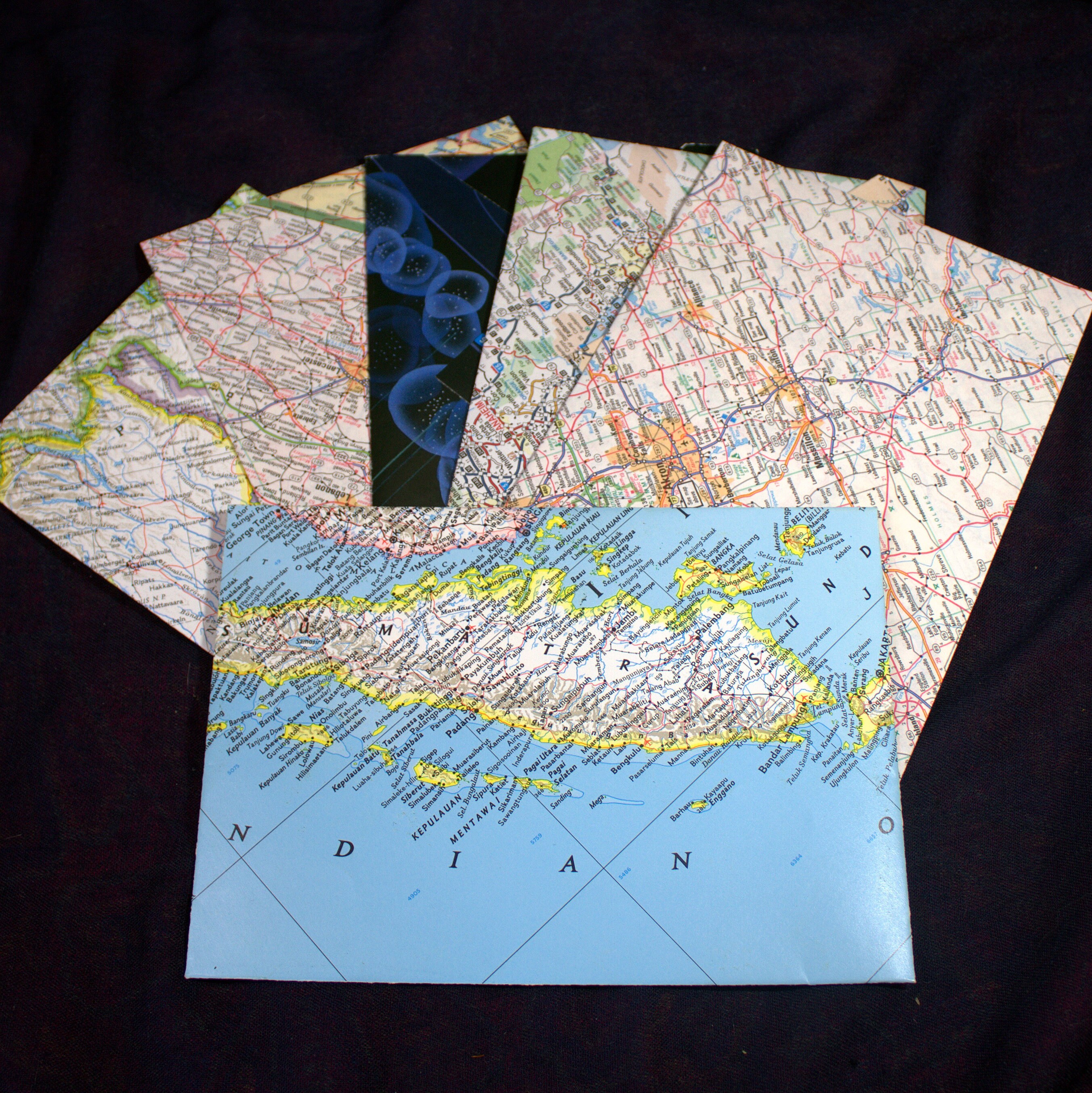 Recycled Map Paper Envelopes, Handcut Handfolded Upcycled Map Lined ...