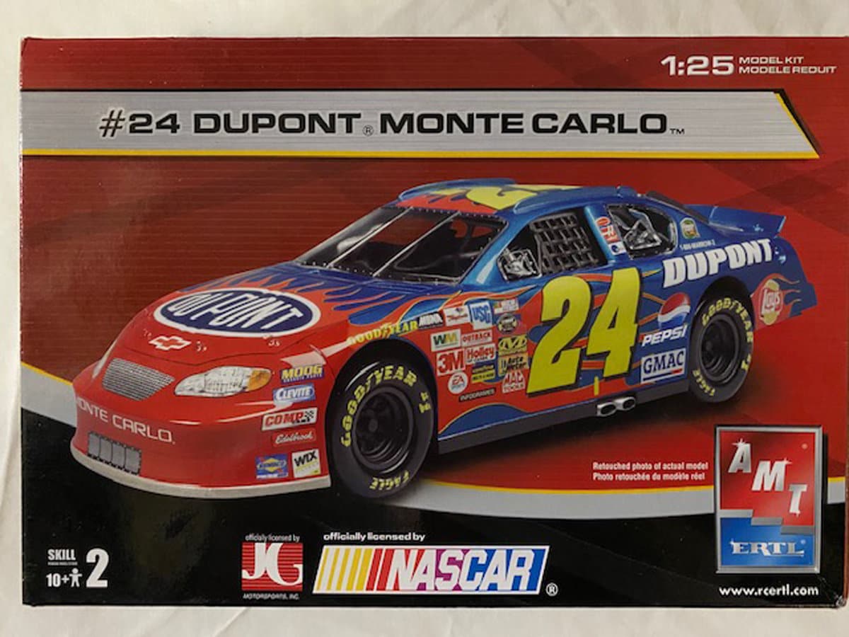 AMT - Ertl - #24 Dupont Monte Carlo Nascar Model Kit - Etsy