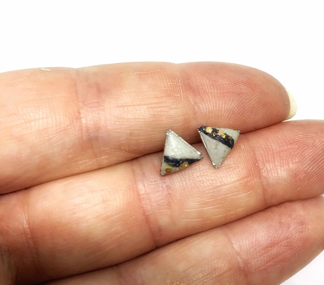Mini Buckles Studs Creative Concrete Triangle Nails Buttons Hyper-light ...