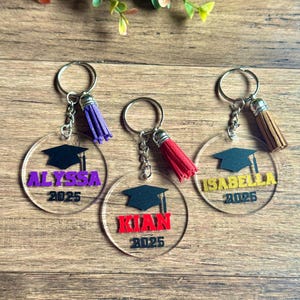 Senior Keychain, Class of 2025 Keychains, Gifts for Graduating Seniors ...