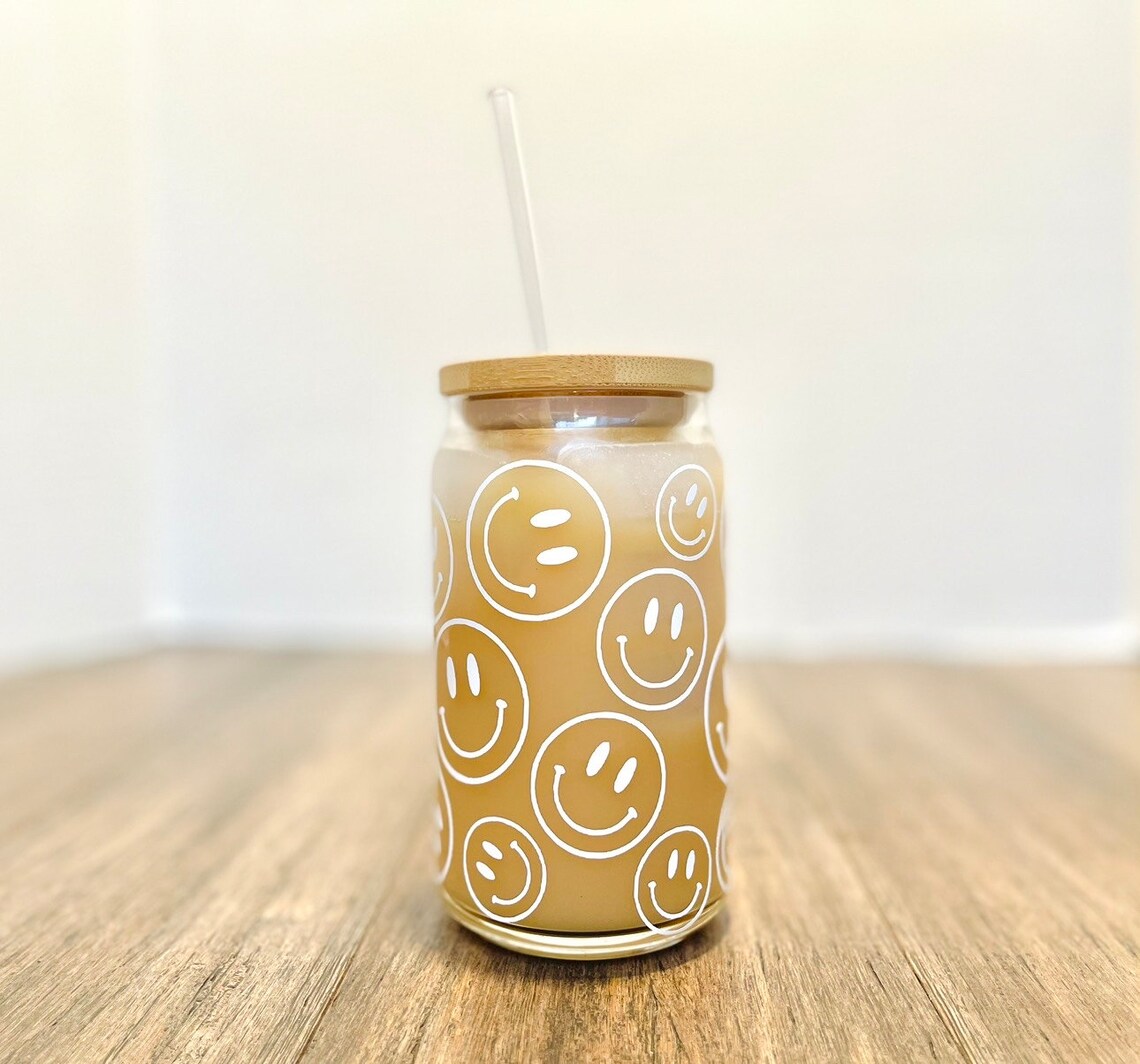 Smiley Face Glass Iced Coffee Cup: 16oz With Bamboo Lid & Glass Straw ...