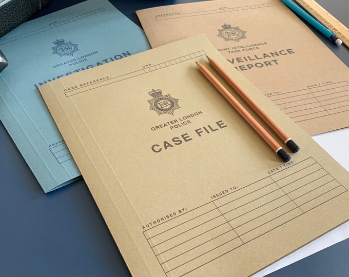 Movie Prop Detective Investigation Cosplay Files / 3 X Display Report ...