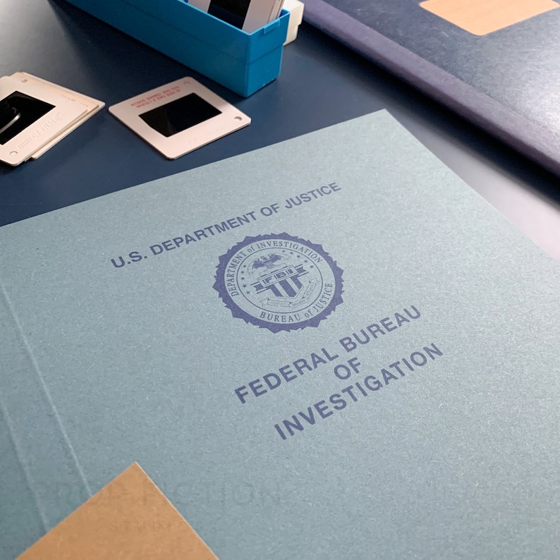 Movie Prop Special Agent Case Investigation Files / 3 X Investigation ...