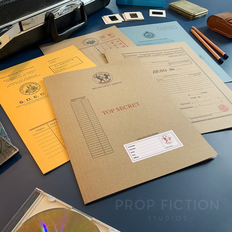 Movie Prop Special Agent Intelligence Files / 5 X Cosplay Top Secret ...