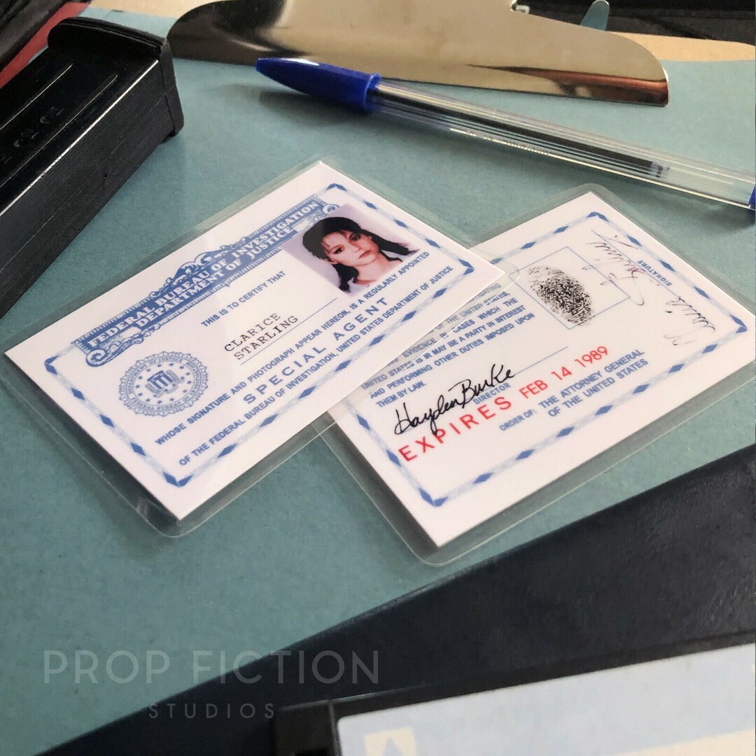 Cosplay Agent Display: Prop Federal Special Agent Clarice Starling ...