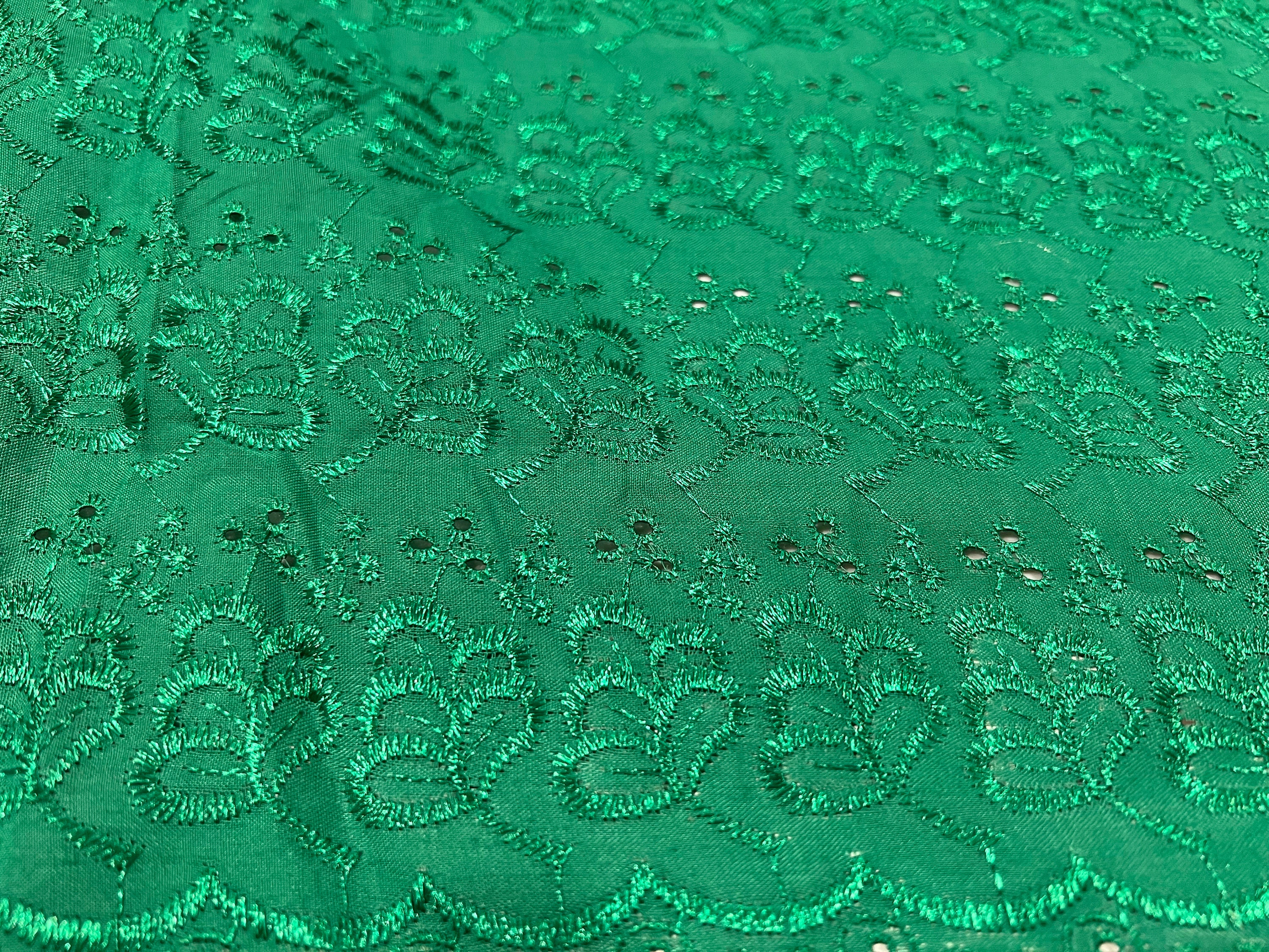 Kelly Green Cotton Eyelet Embroidery Fabric 44” Width Sold by the Yard ...
