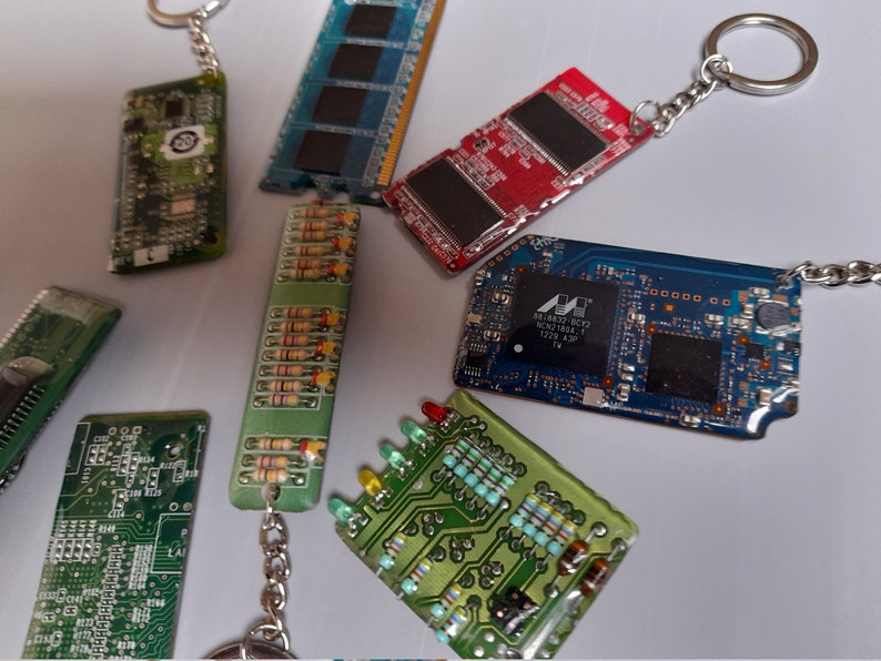 Handmade Circuit Board Keyring - Etsy