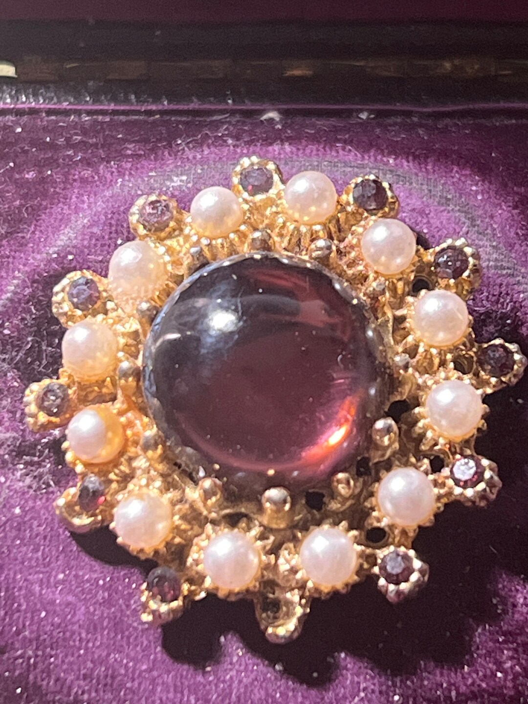 Broche en verre améthyste et perles de rocaille - Etsy France