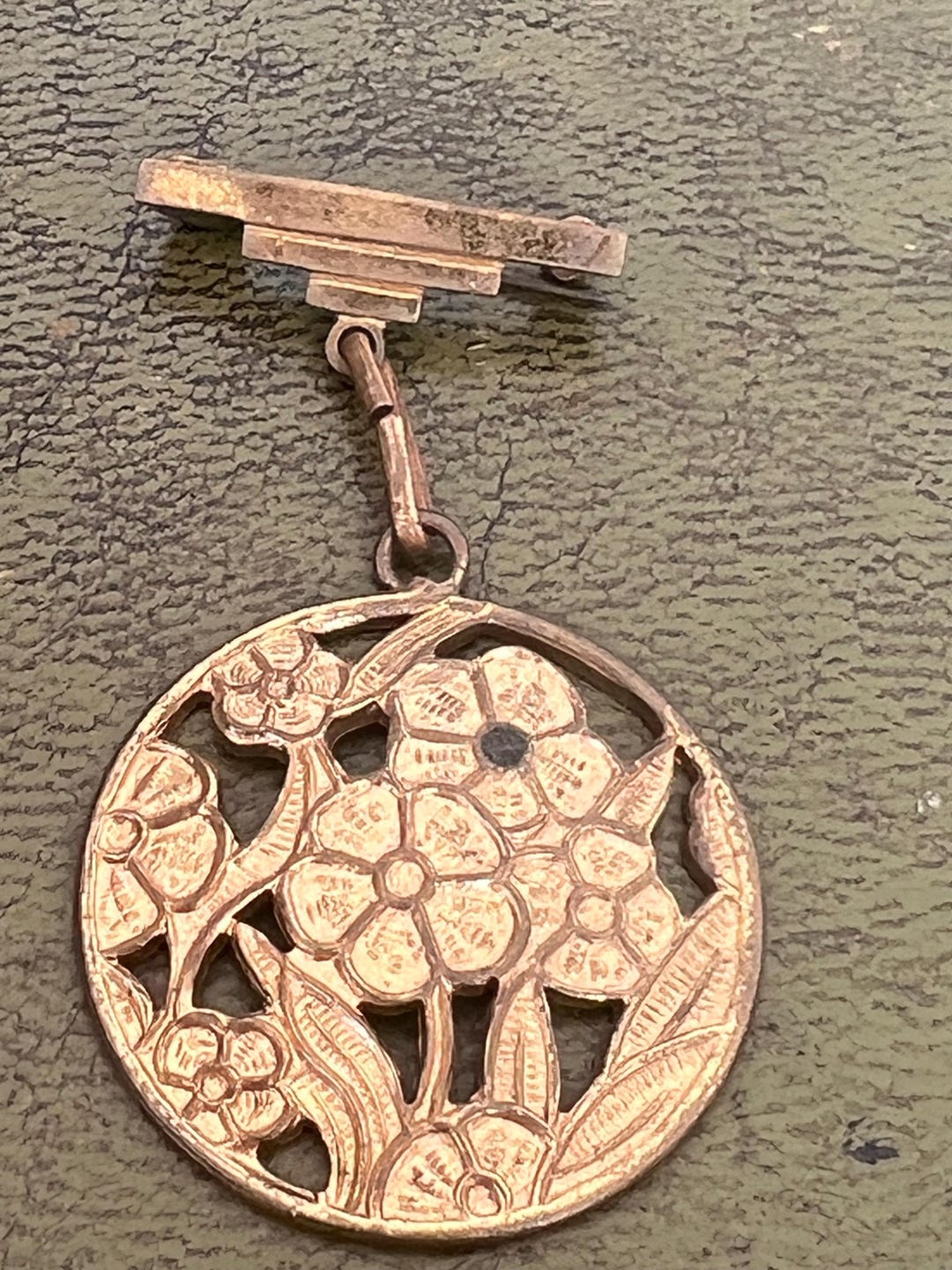 Vintage Metal Brooch - Etsy