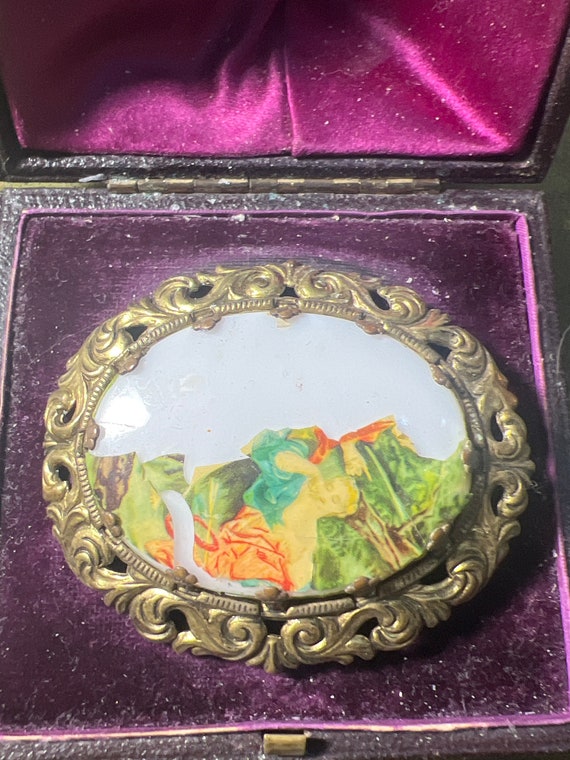 Pretty porcelain scenery - Gem