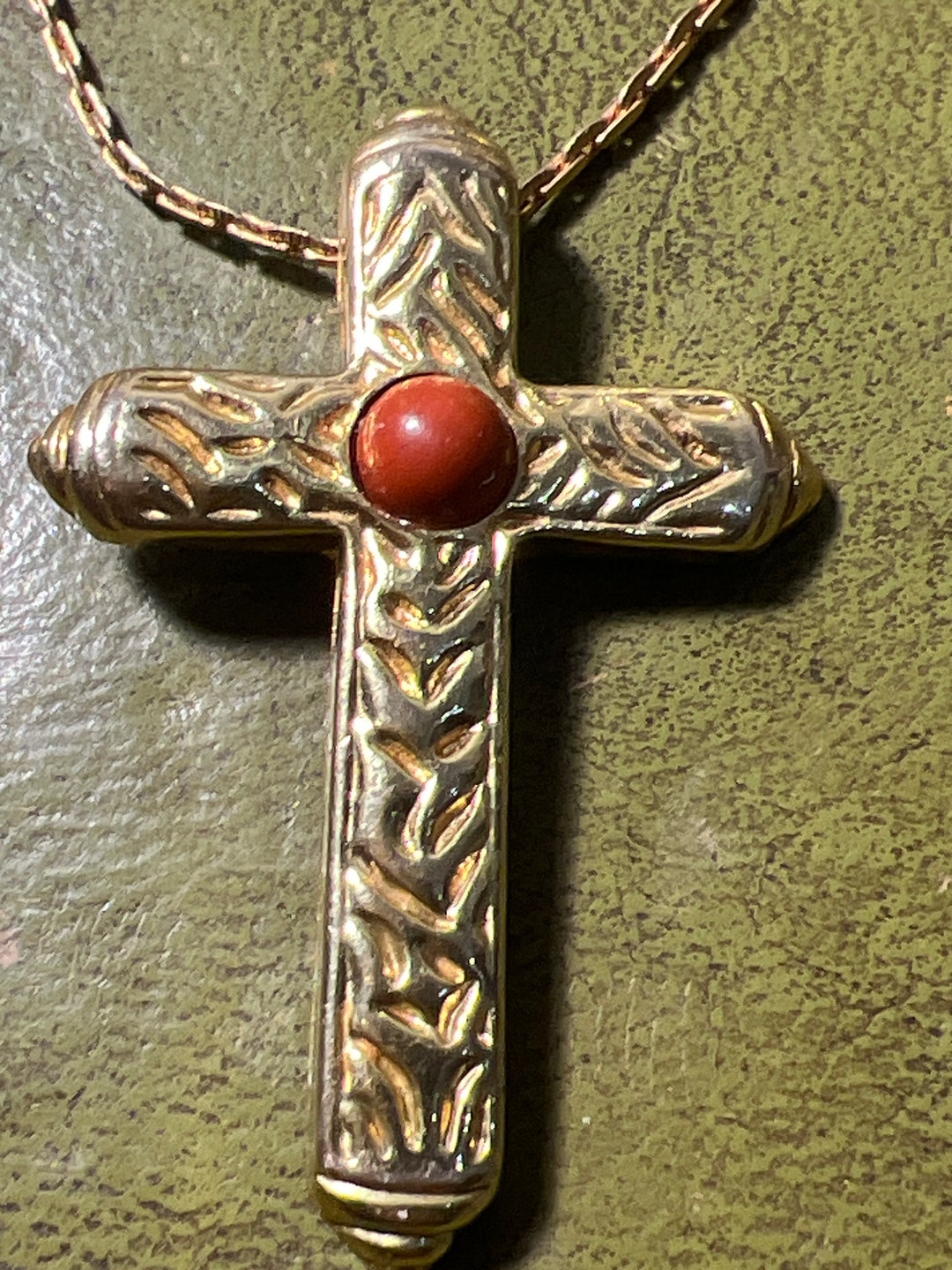 Gold Metal Cross on Chain - Etsy