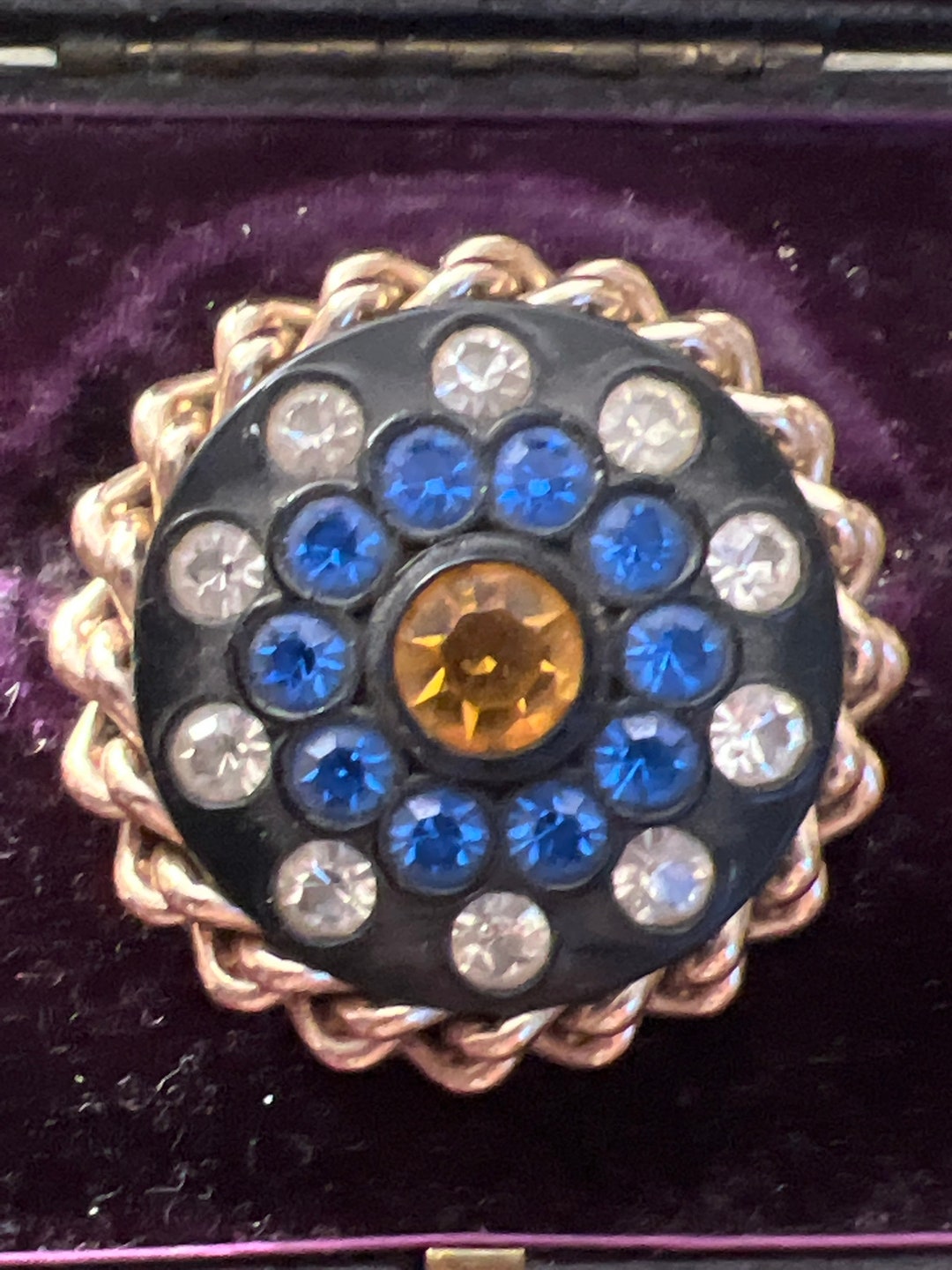Pretty Metal and Paste 1950 Brooch - Etsy
