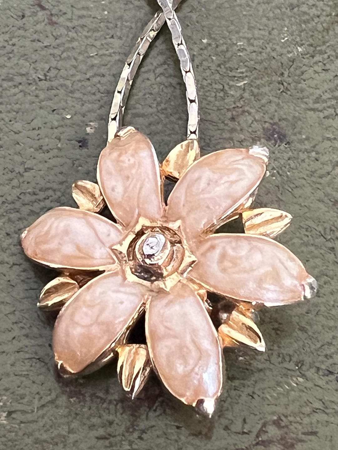 Gold Metal Flower - Etsy