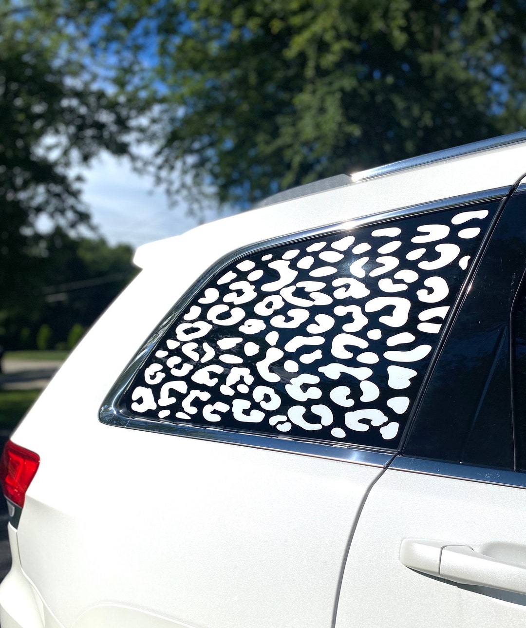 Pre-cut 2011-2020 Jeep Grand Cherokee Leopard Print Rear Window Decals ...