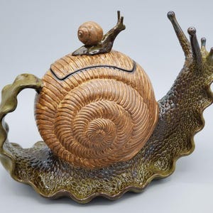 Ceramic Snail Teapot - Etsy