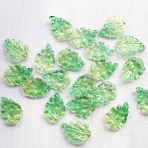 20 PCS 22mm Leaf Beads. Gold Green Moss Green Glass Leaf Beads. Curved ...