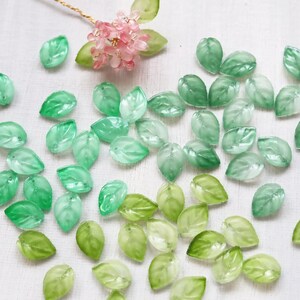 20 PCS 16mm Leaf Beads. Small Olive Green Grass Green Glass Leaf Beads ...