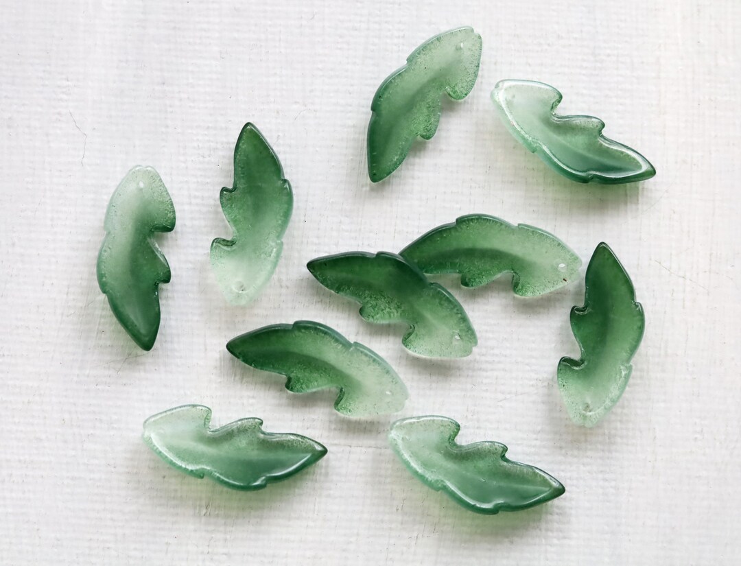 10 PCS 27mm Long Leaf Beads. Dark Green Glass Leaf Beads. Largel Leaf ...