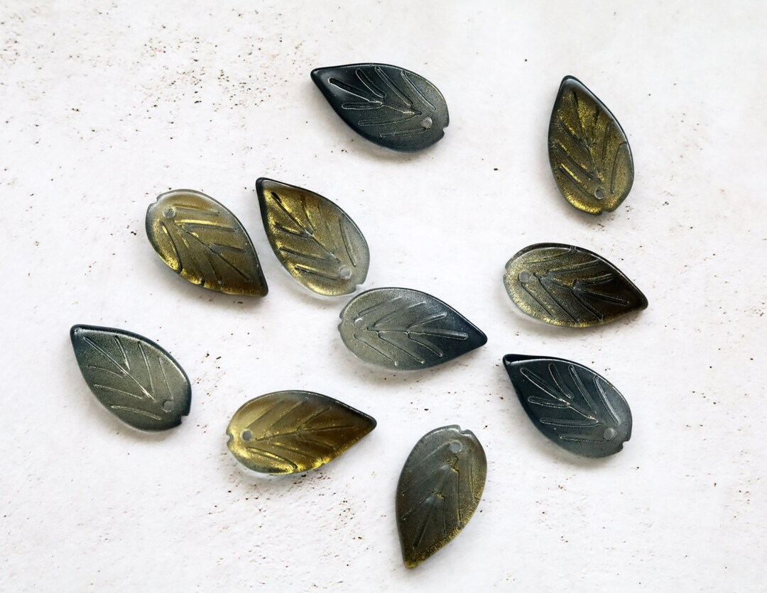 10 PCS 24mm Leaf Beads. Black With Gold Shimmer Glass Leaf Beads ...