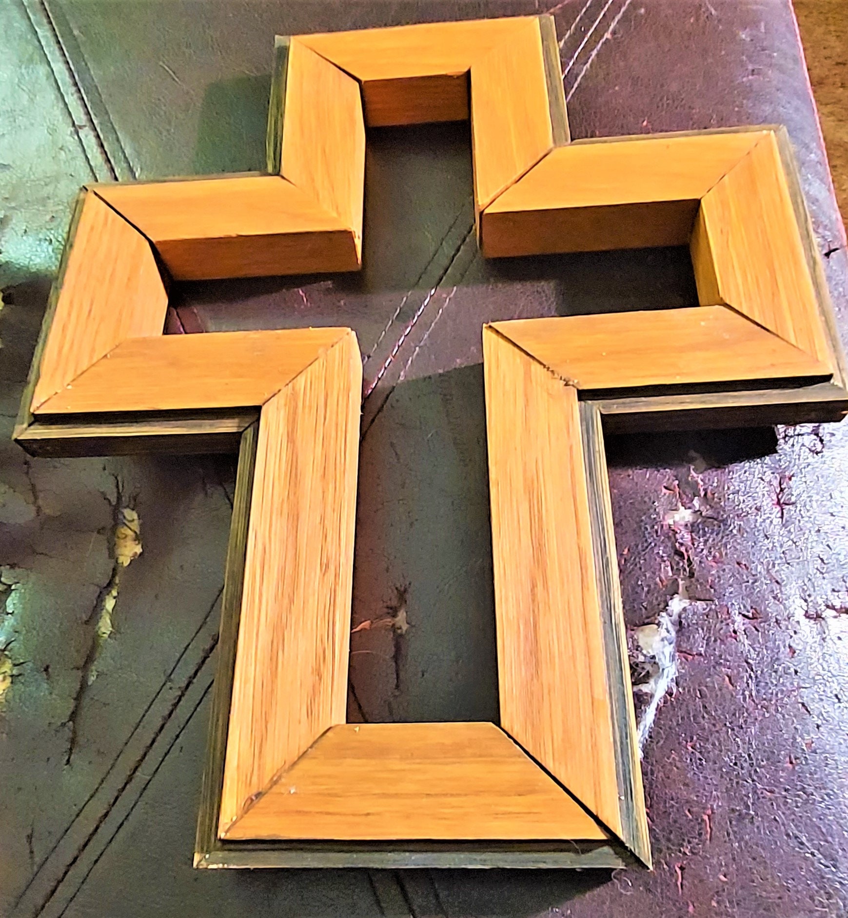 Ridge Framed Open Center Cross - Hand Stained - Quirky Creations - Etsy
