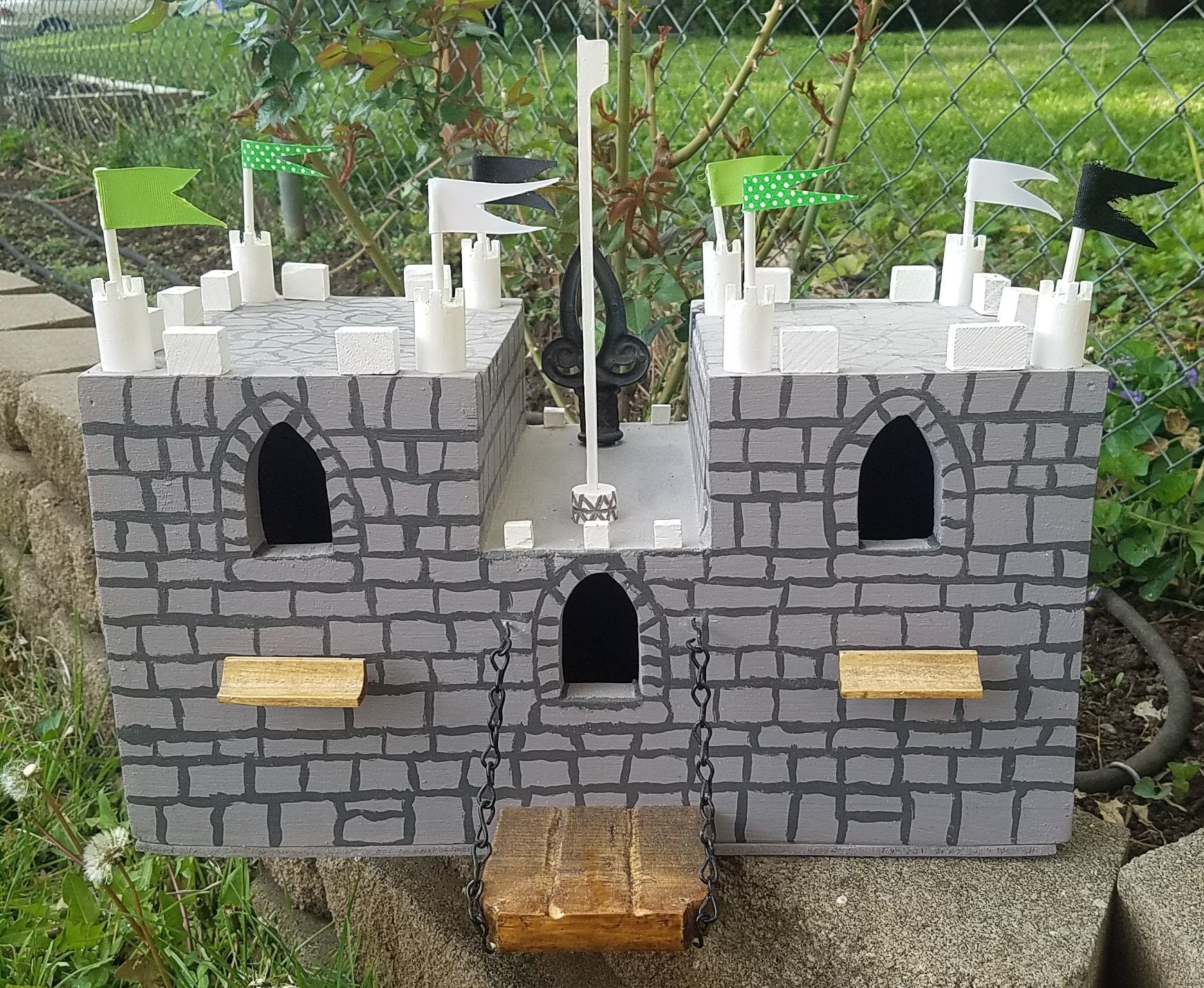Castle Birdhouse Medieval Hand Crafted Quality Birdhouses- Unique, Fun ...