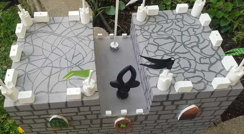 Castle Birdhouse Medieval Hand Crafted Quality Birdhouses- Unique, Fun ...