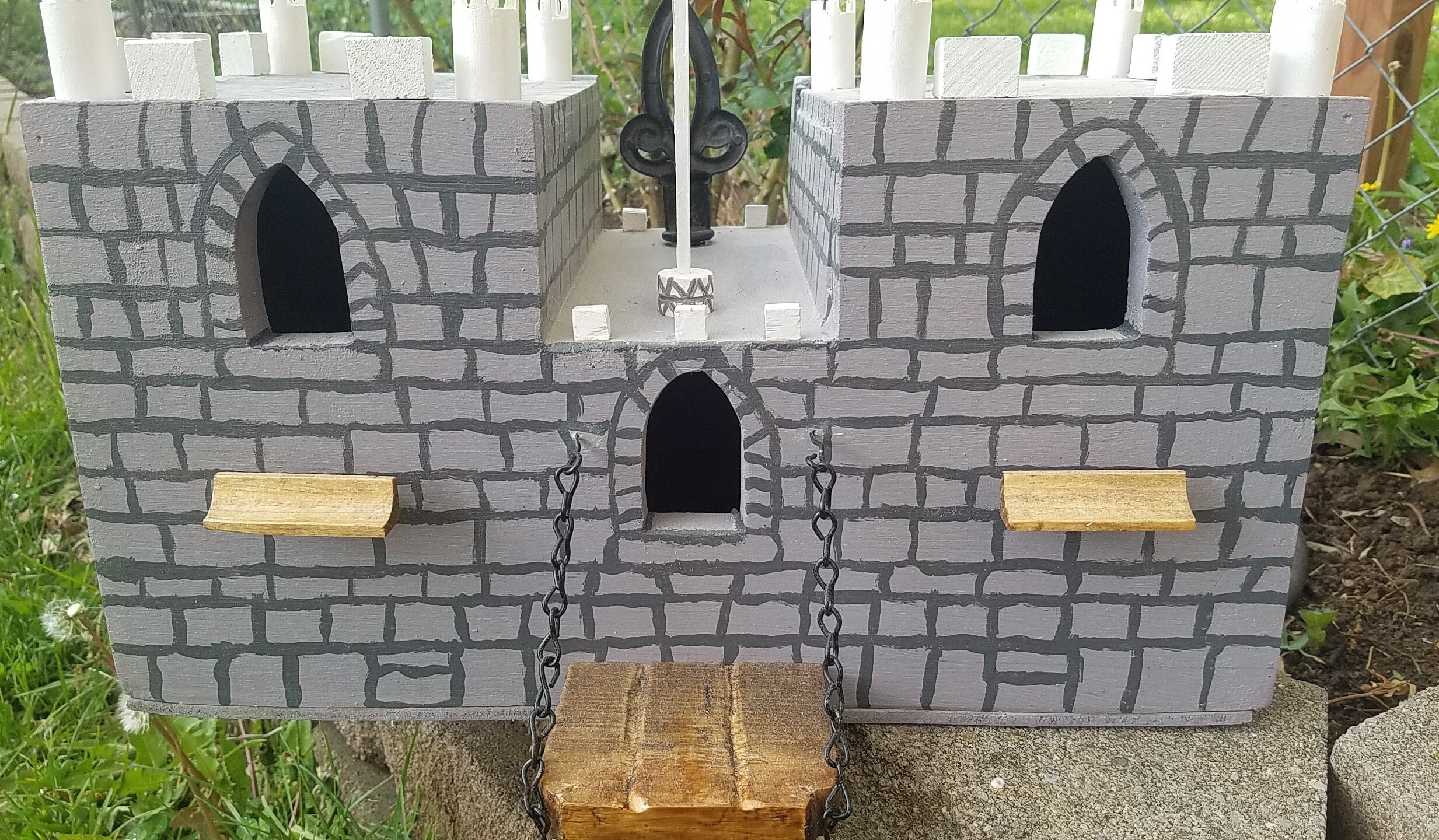 Castle Birdhouse Medieval Hand Crafted Quality Birdhouses- Unique, Fun ...