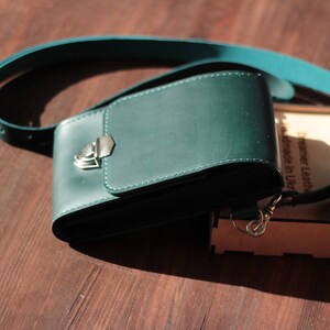 Green Leather Phone Bag: Slim Crossbody Cell Phone Purse - Etsy