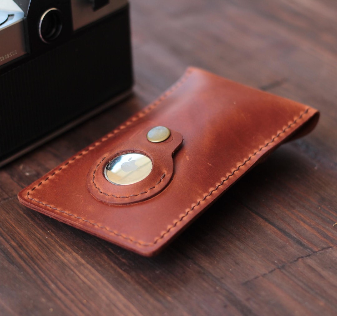 Personalized Leather Glasses Case With AirTag Pocket - Handcrafted ...