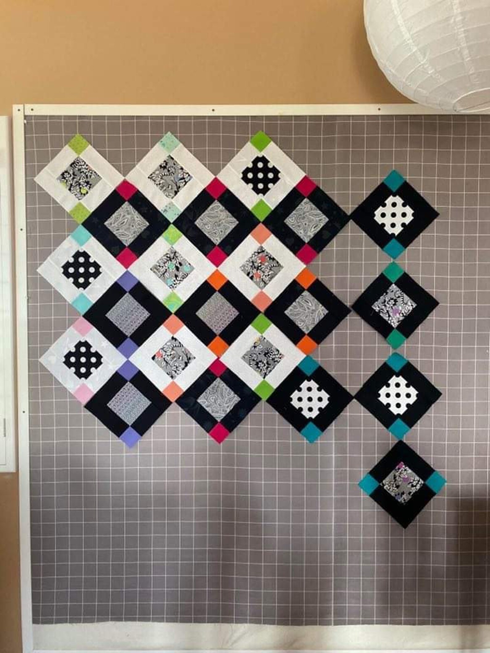 Modern Quilt Pattern PDF featuring Linework by Tula Pink | Etsy