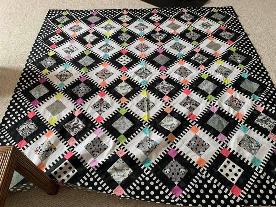 Modern Quilt Pattern PDF featuring Linework by Tula Pink | Etsy