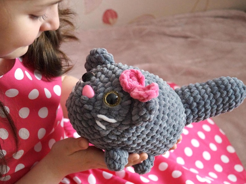 Gray Cat Crochet Pattern: Amigurumi Kitty With Bow (PDF Download) - Etsy