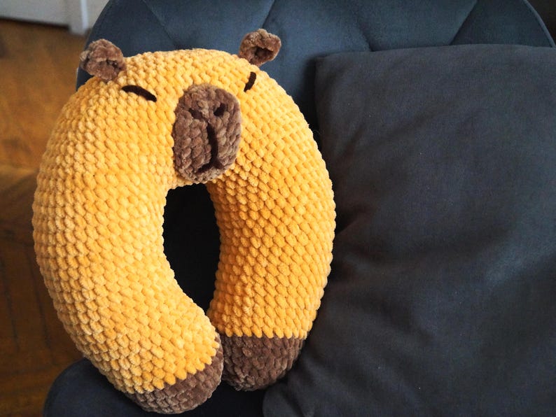 Crochet Capybara Travel Pillow Pattern - Plush U-shape Neck Cushion ...