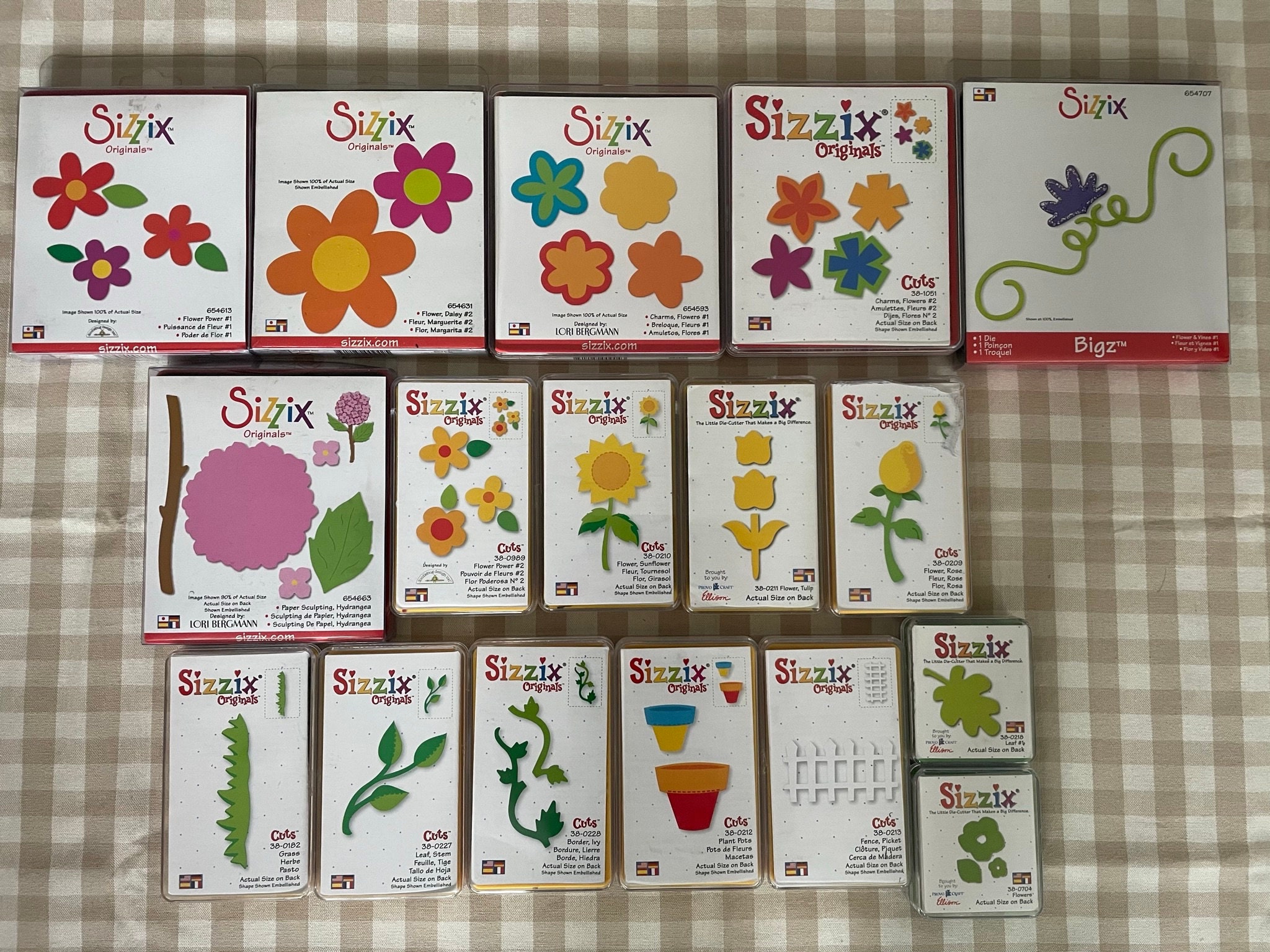 Gentry Used Sizzix Flower/ Daisy/ Hydrangea/ Vines/ Sunflower/ Tulip ...