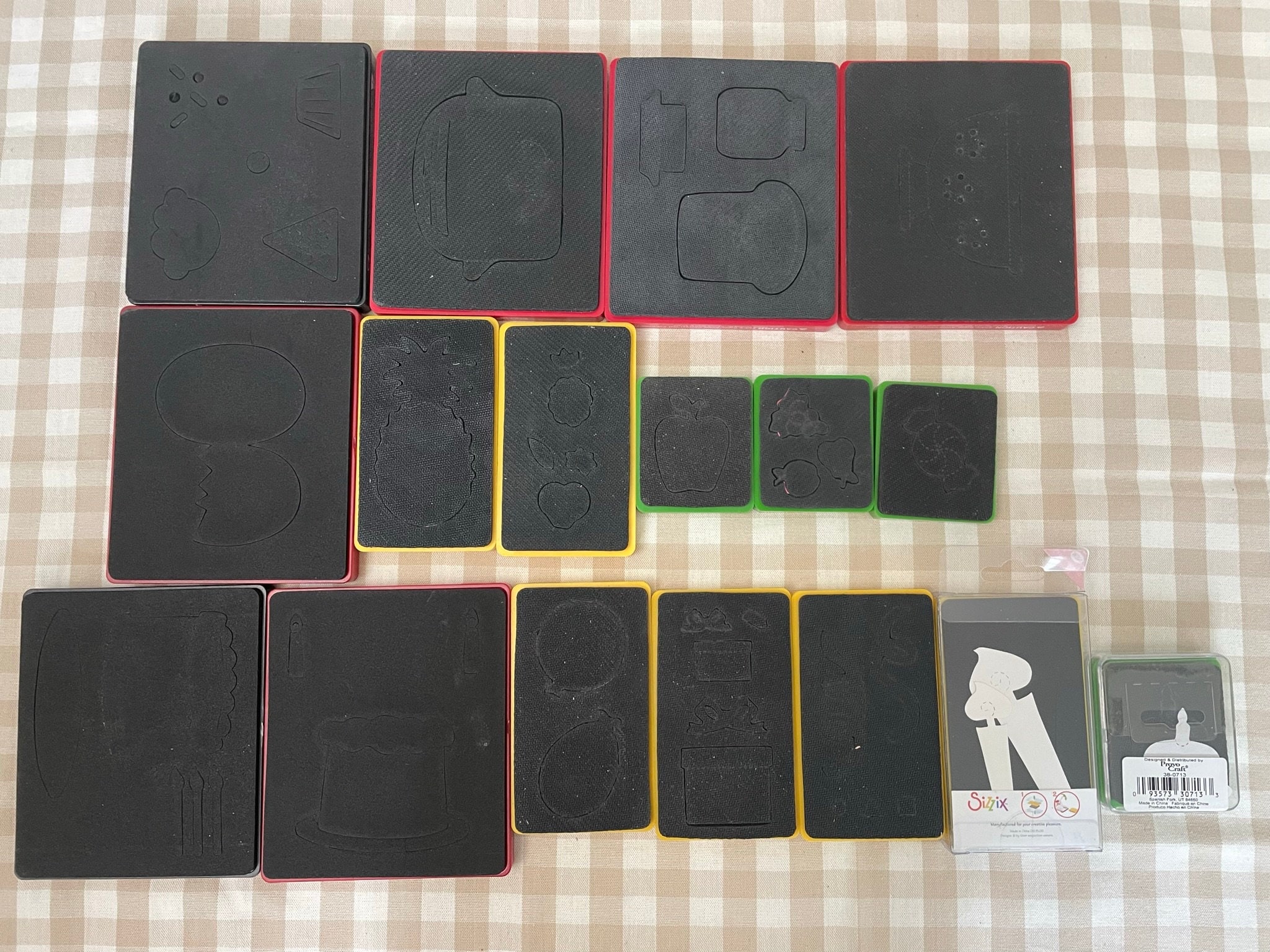 Gentry Used Sizzix Cupcake & Ice Cream/ Colander/ Toaster/ Toast / Egg ...