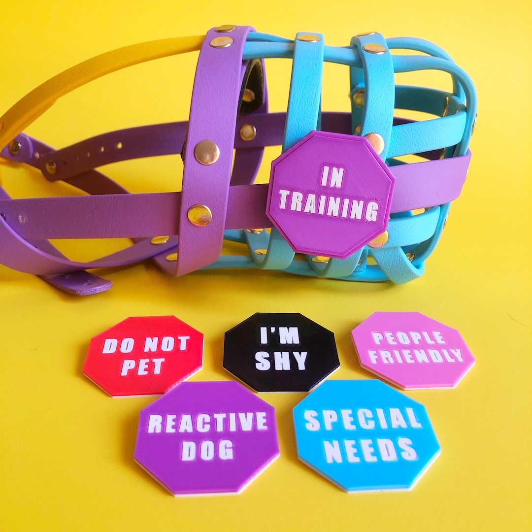 Muzzy Sign Charms | Muzzle Accessory | Muzzle Gear | Reactive Dog Gear ...