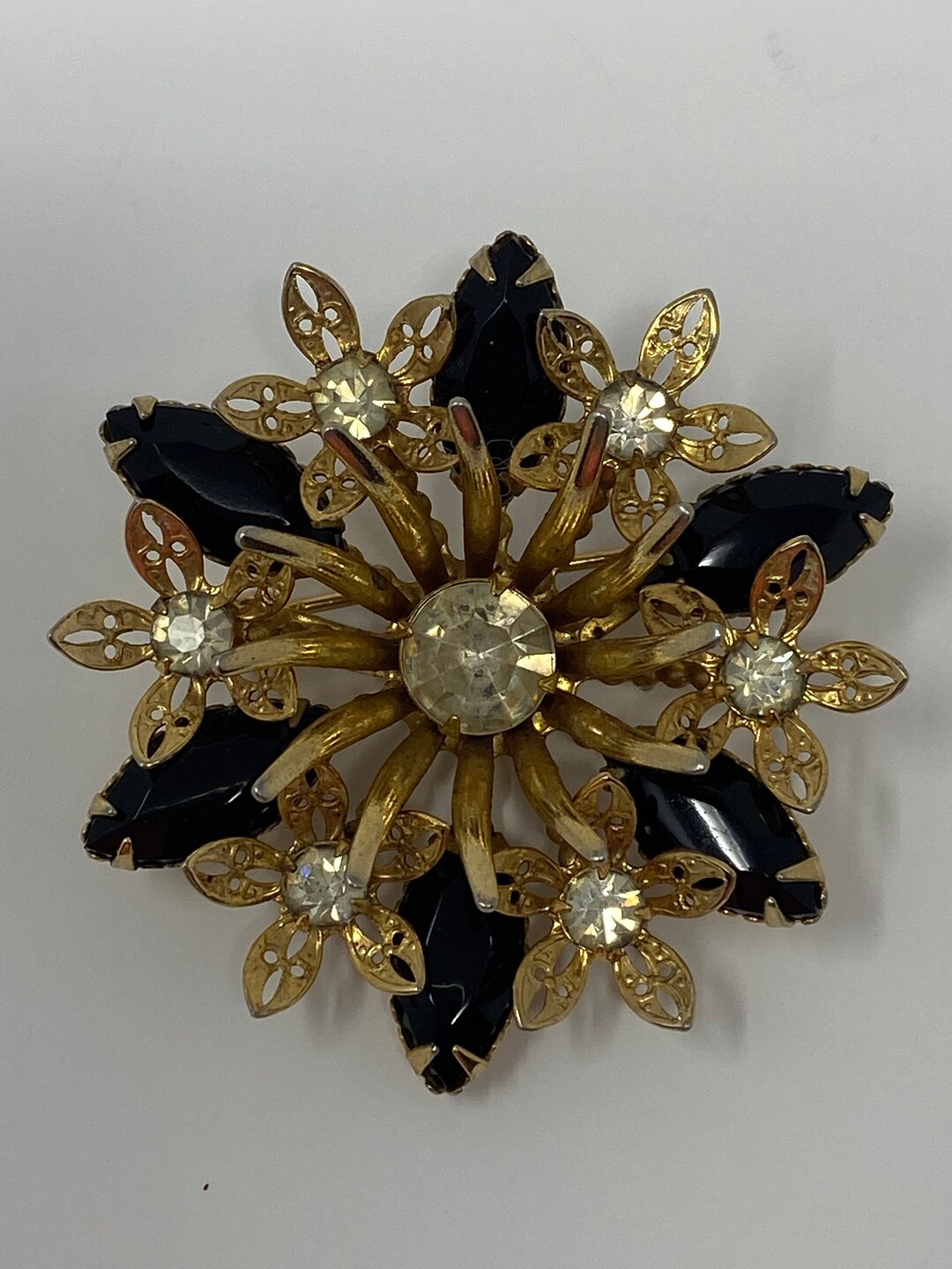 Vintage Black Crystal Brooch, Vintage Brooch, Flower Brooch, Gold Tone ...