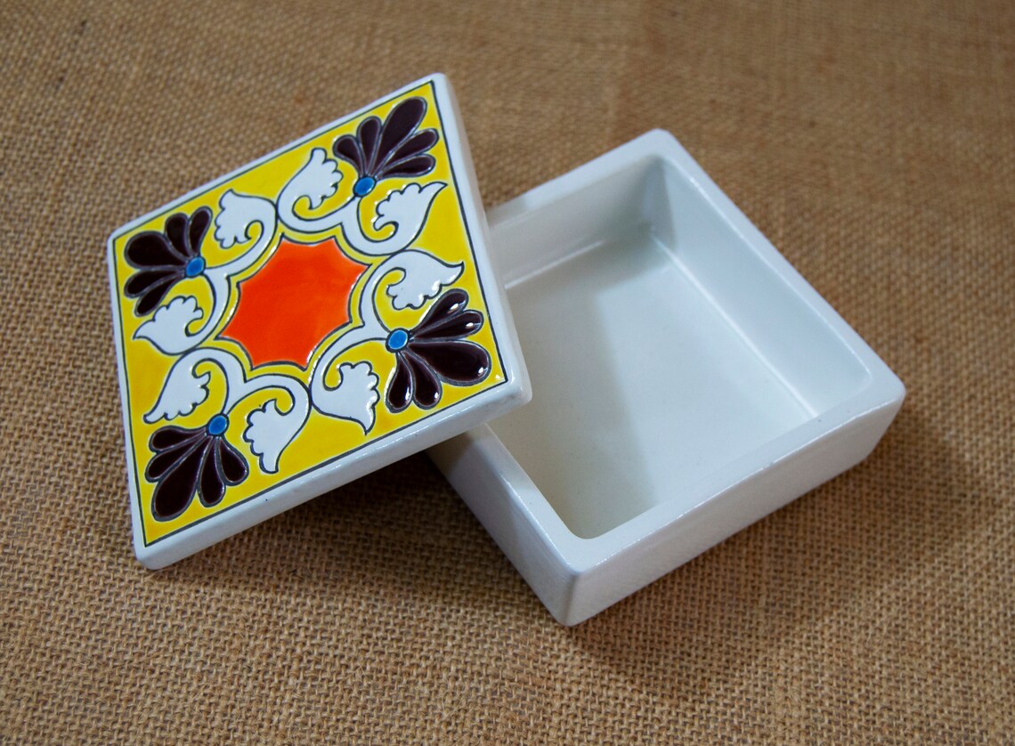 Ceramic Jewelry Box. Hand-painted Box. - Etsy
