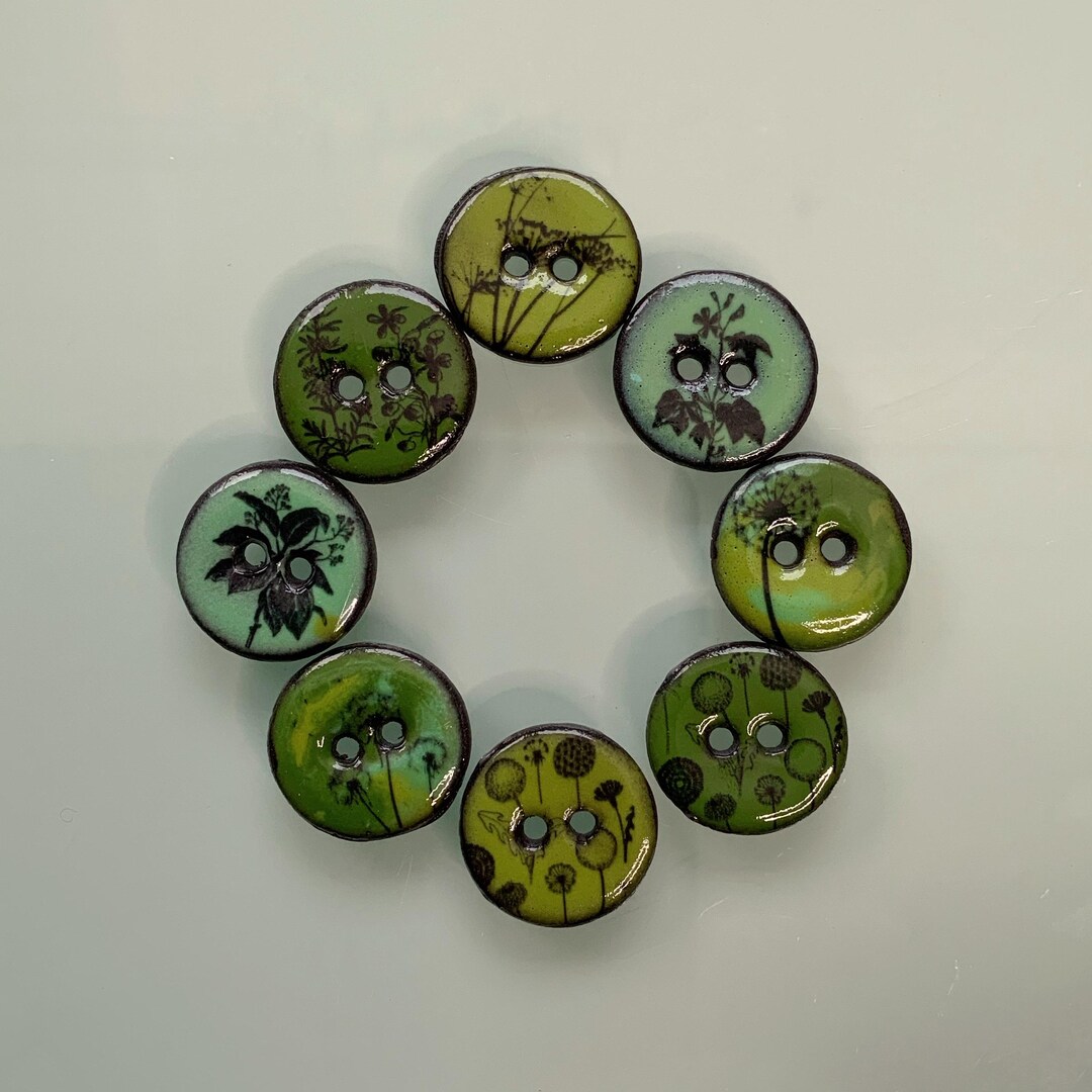 8 Buttons “herb Green” 22 Mm - Etsy