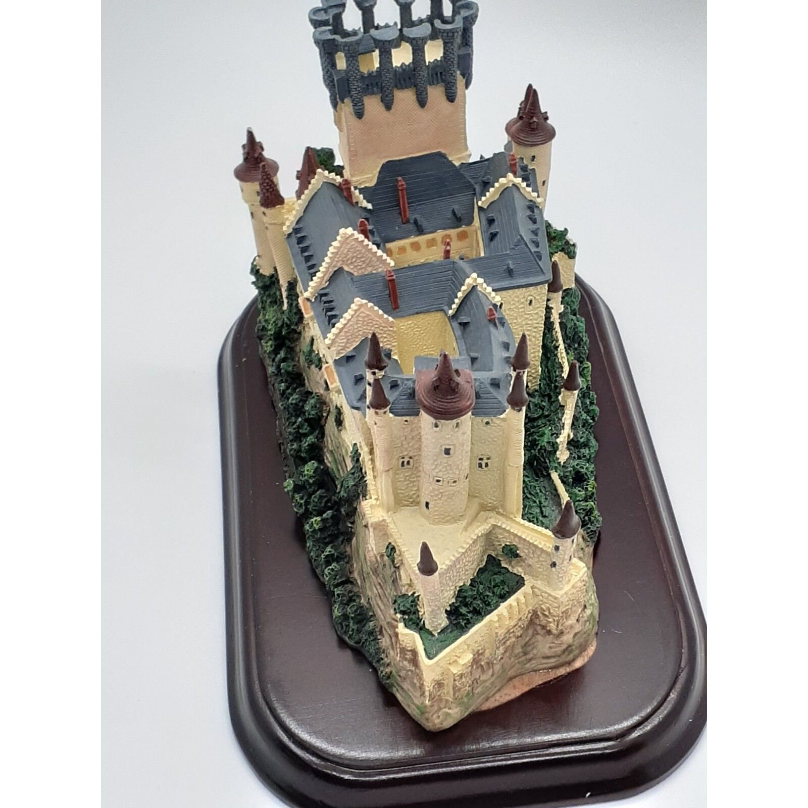 Legendary Castles Collection Figurine Replica Castle ALCAZAR NEW 1990's ...