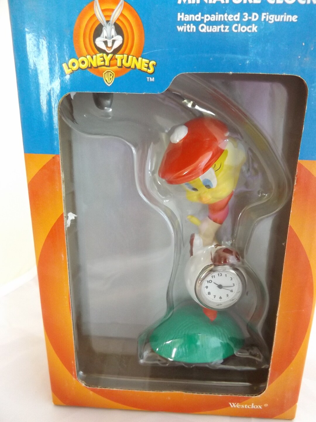Looney Tunes Toons Tweety Bird Golfer Quartz Clock - by Westclox BRAND ...