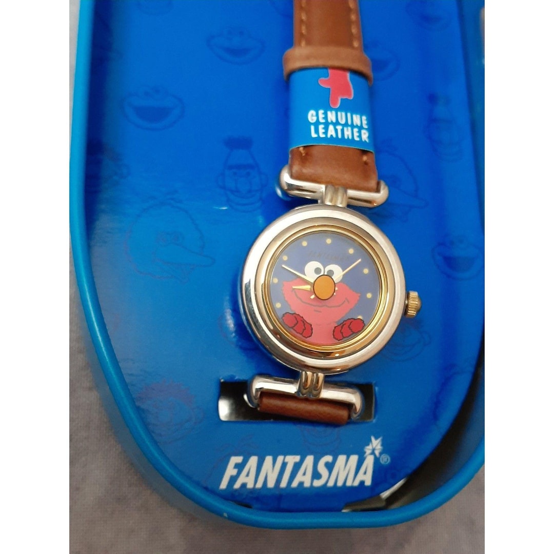 Fantasma Sesame Street Elmo Deluxe Quartz Analog Watch in Decorative ...