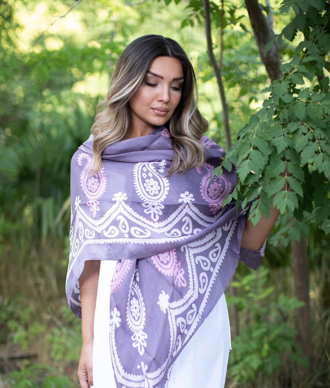 Lavender Paisley Shawl - Soft Summer Wrap in Mauve With White Accents ...