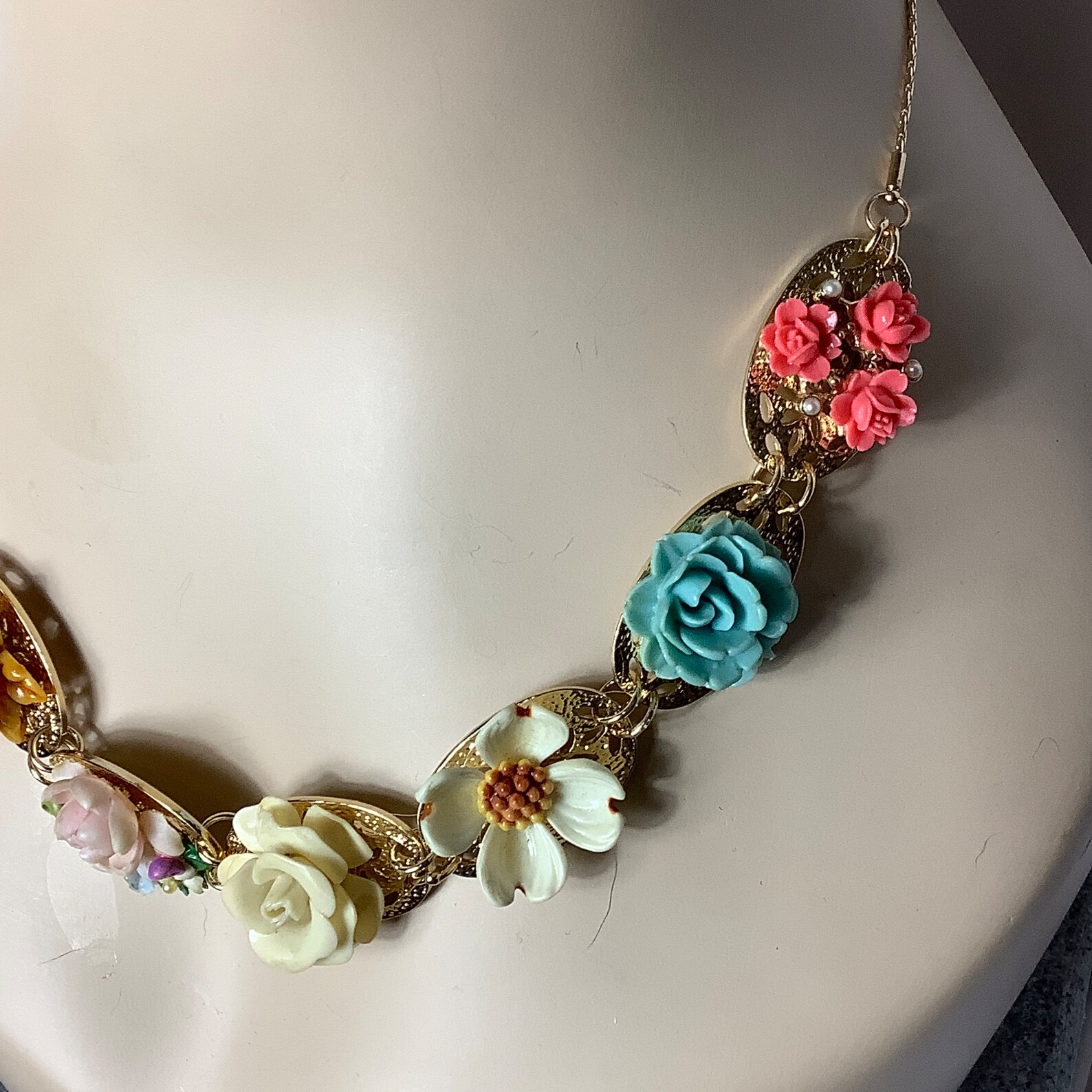 Floral Flower Vintage Assemblage Necklace OOAK - Etsy