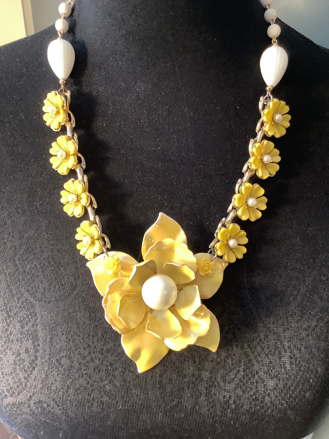 Yellow Flowers Assemblage Vintage Necklace - Etsy