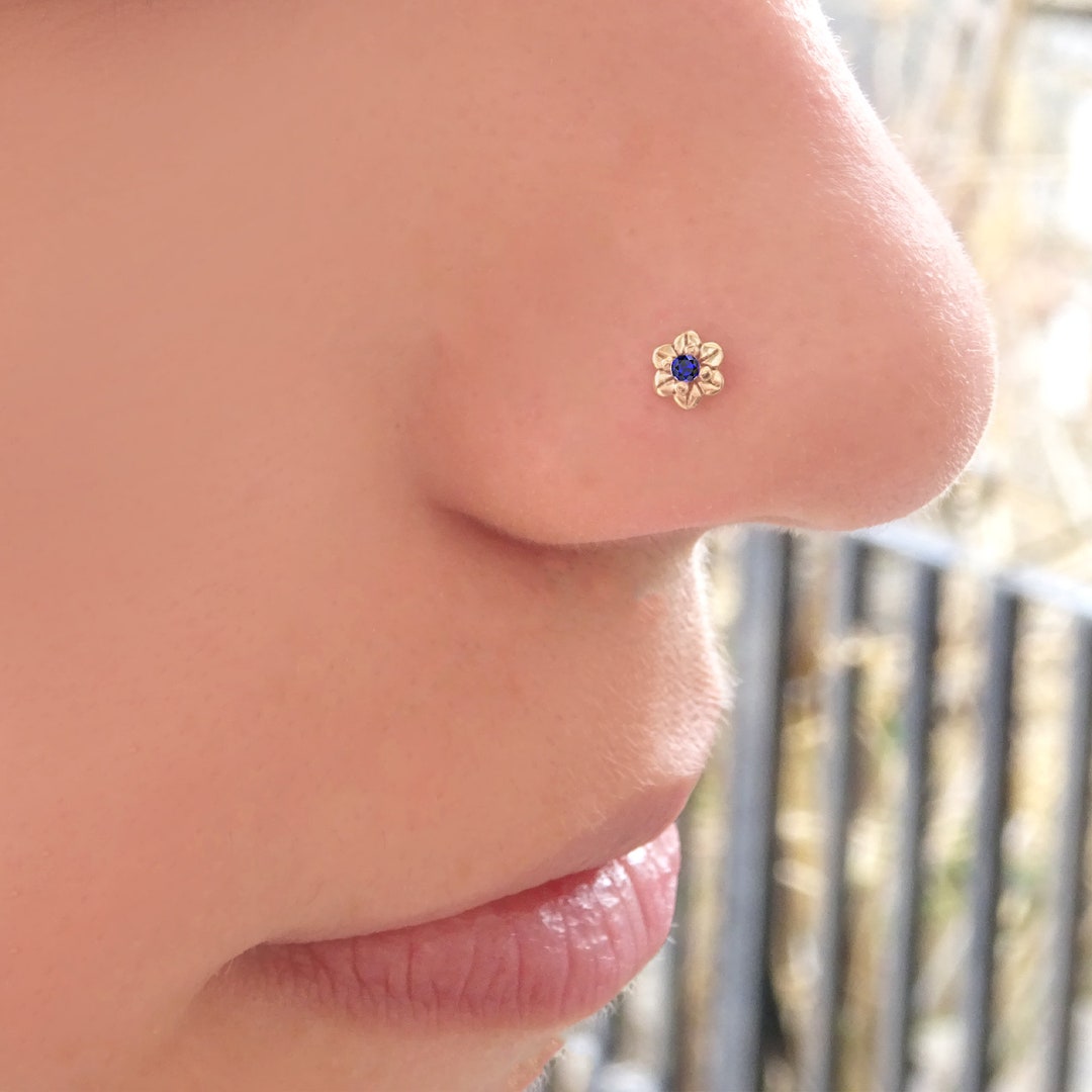 14k Gold Flower Nose Stud: Hypoallergenic Piercing Jewelry - Etsy