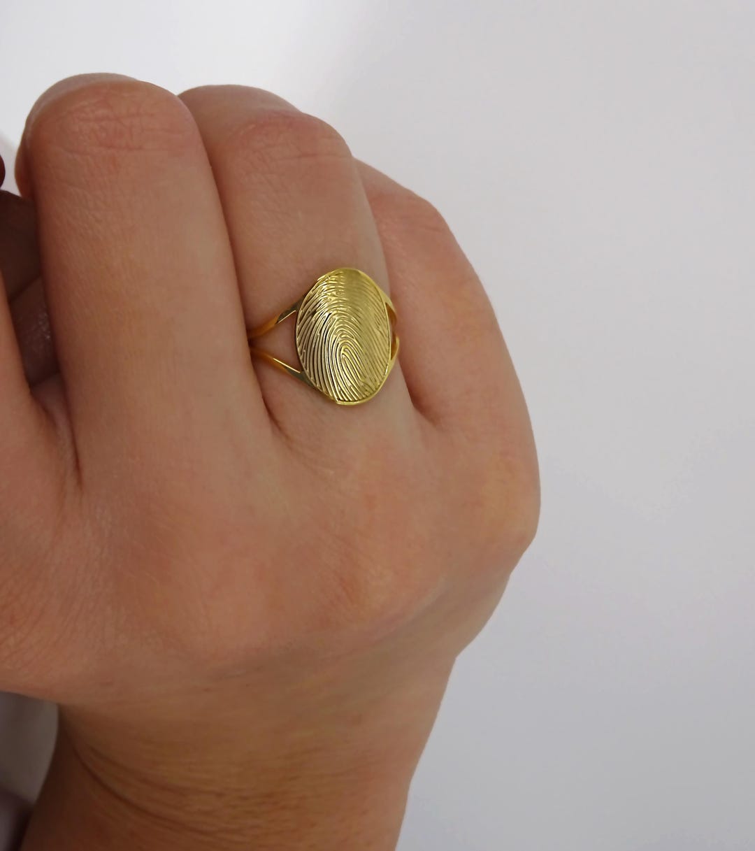 Solid Gold Oval Fingerprint Ring - Custom Engraved - Etsy
