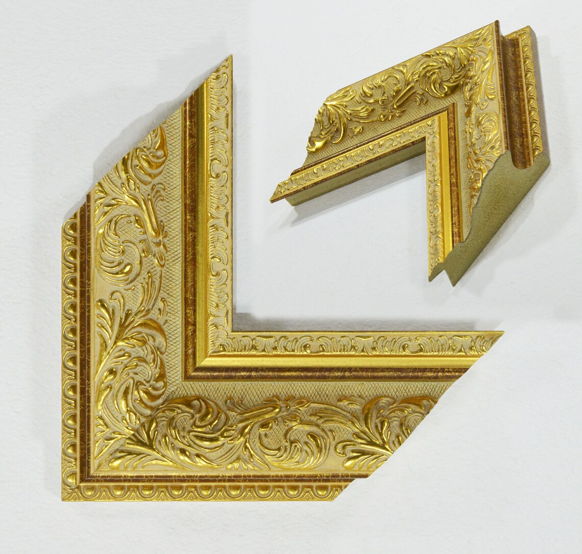 Beautiful Picture Frame for Oil Painting, Mirror and Antique ...